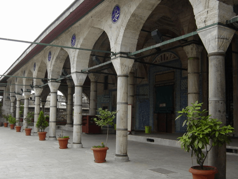 Masjid Rüstem Pasha